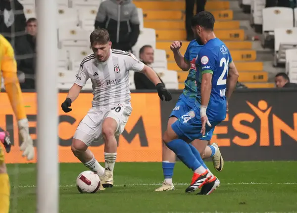 Agent Names Arsenal As One Of 7 Clubs "Watching" 18 y/o Striker Who Has ...