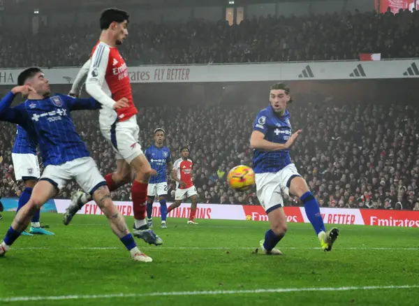 Arsenal Player Ratings V Ipswich: Two Players Get 8/10 And Eight Others Get 7