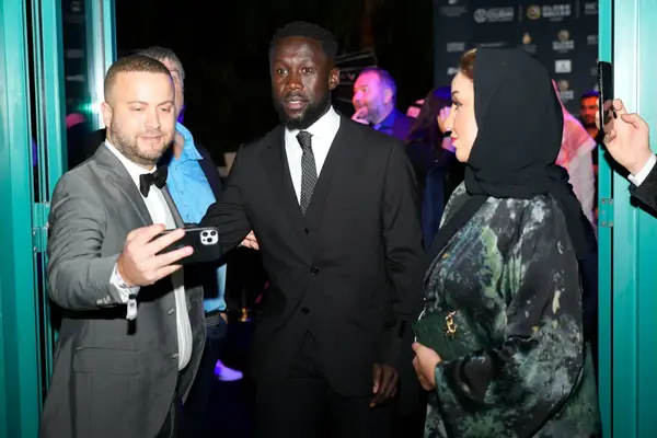 "He's A Good Player" - Bacary Sagna Defends Arsenal Star And Tells Fans ...