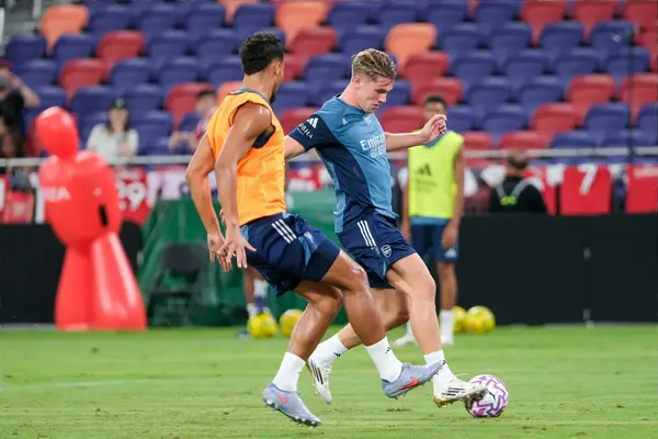 FAN POLL - PL Fans Vote £64m Arsenal Star Most Likely To Be Top Scorer ...